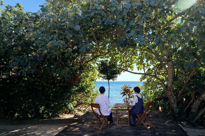 遠浅ビーチが目の前 | Coral Treesの下の神秘的な海辺の一軒家 - 鹿児島県