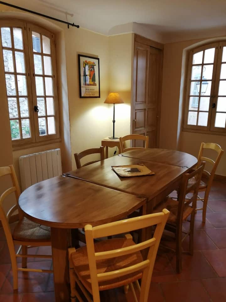 La Licorne - Chambre Marguerite - Cotignac