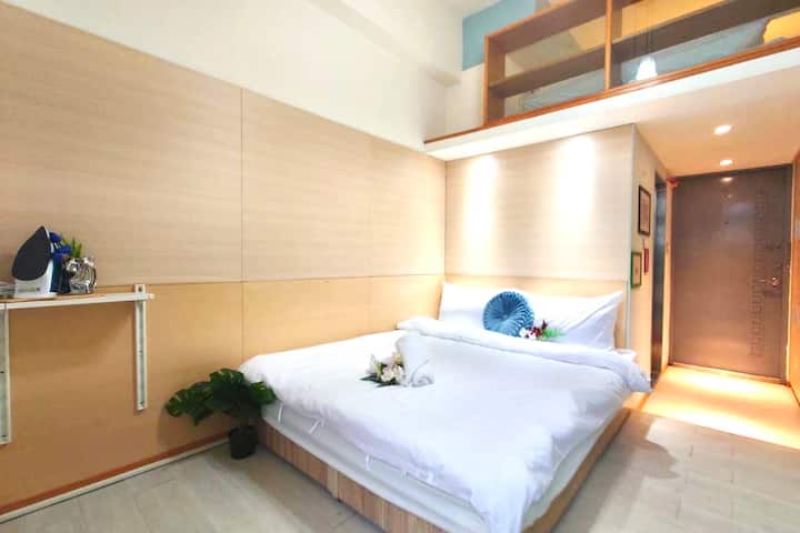 Tphs Qm1101/西門町loft空間/台北車站捷運西門町站走路4分鐘/電梯/夜市/住1-4人 - 永和區