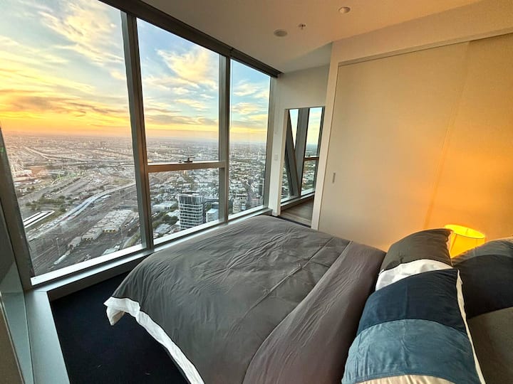 Level 58 - Skyline, Brand New With Unrivaled Views - Melbourne