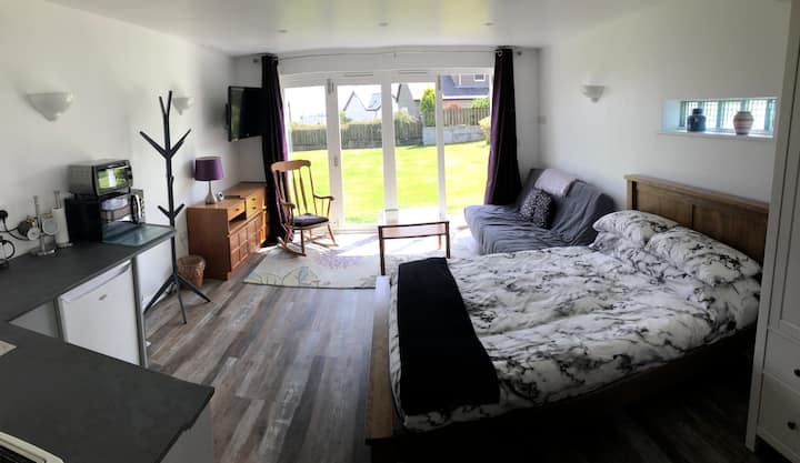 Garden Studio With Sea View - Aberdaron