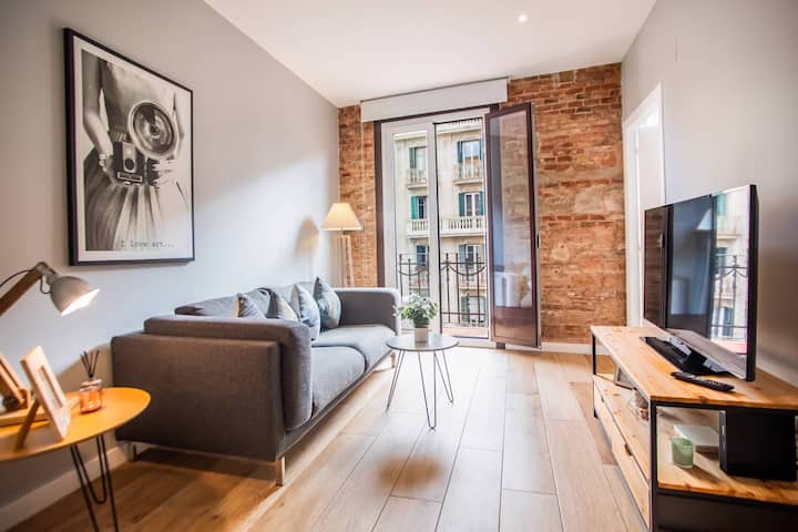 22mal1074- 2br And 2bh Near Sagrada Familia - Badalona