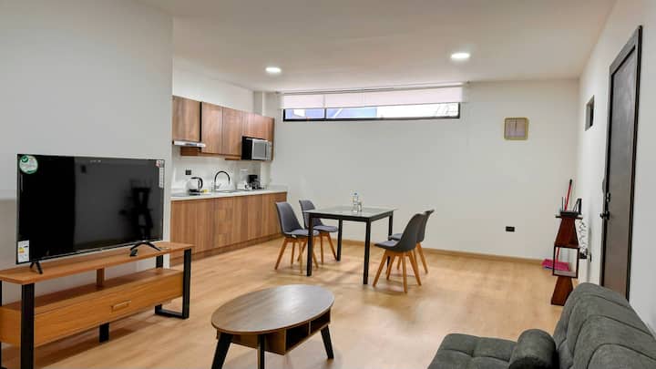 Work & Play Retreat, Fast Wi-fi - Quito