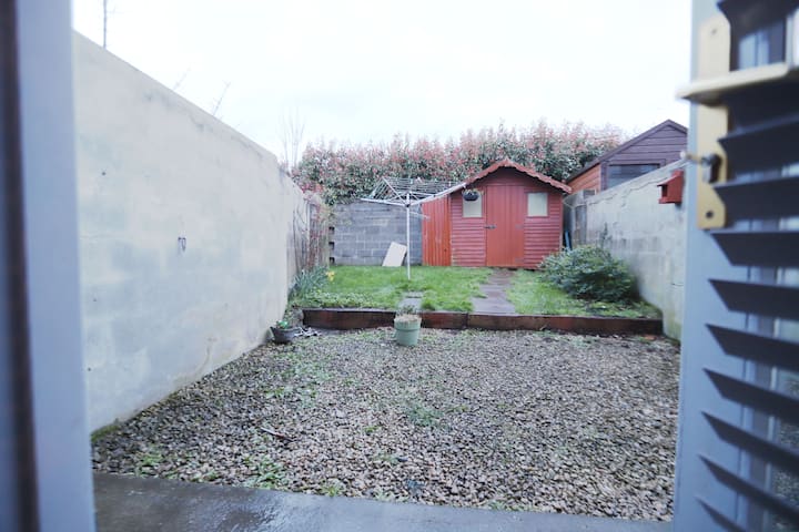 4 Bedroom + Parking In Tallaght - Dublin