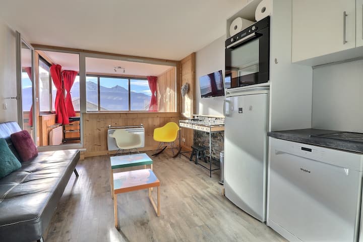 Large Apartment 43 M2 -6 People - 4 Stars Gold - Ideally Located - Val Thorens