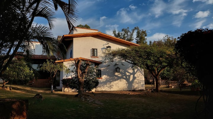 Casa Colonial En Malinalco. - Malinalco