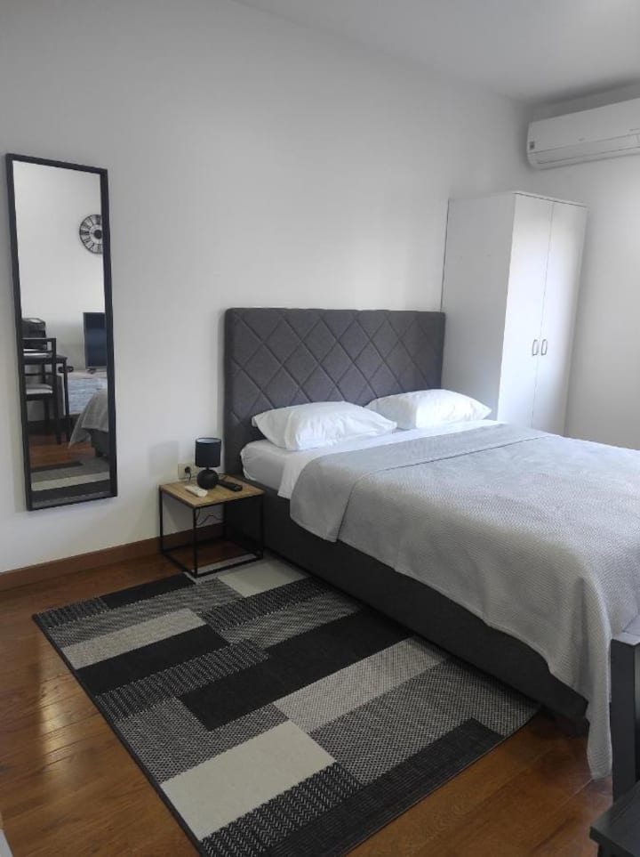 Bright Studio K In Heart Of Podgorica - Podgorica