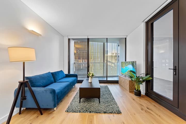 Modern & Comfy 1br Apt | Prime Parramatta Location - Sydney