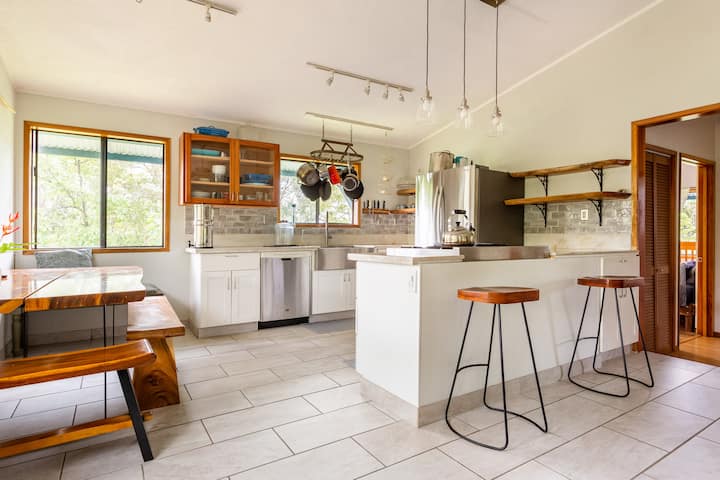 Bright Rooms W/ Garden Views Close To Ocean - Hawaï