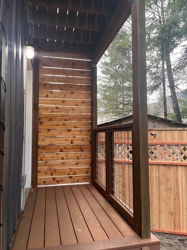 The Honeycomb Home - Juneau, AK