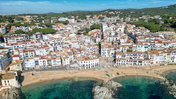 Apartamento Situado En El Corazón De Calella - Llafranc