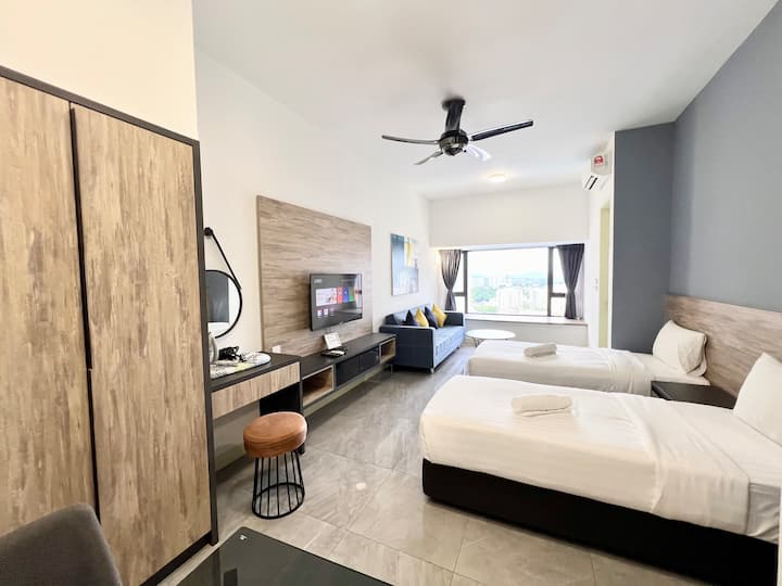 New Imperio Studio Wifi /Bathub/pool-view/kitchen - Malacca