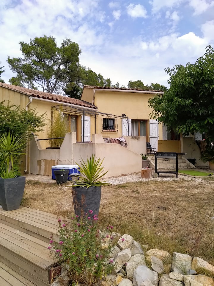 Maison, Jardin, Terrain Pétanque, Piscine Hors Sol - Pierrefeu-du-Var