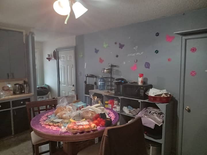 My Home Is Your Home. - Campbellford