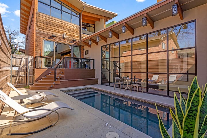 Sleek & Chic @ Cherry Street - Tulsa, OK