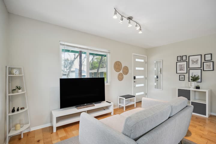 Comfy Bungalow Right Next To Lady Bird Lake - Austin