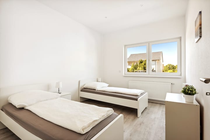 Moderne 4-bett Wohnung  - Stilvoller Komfort - Pfungstadt