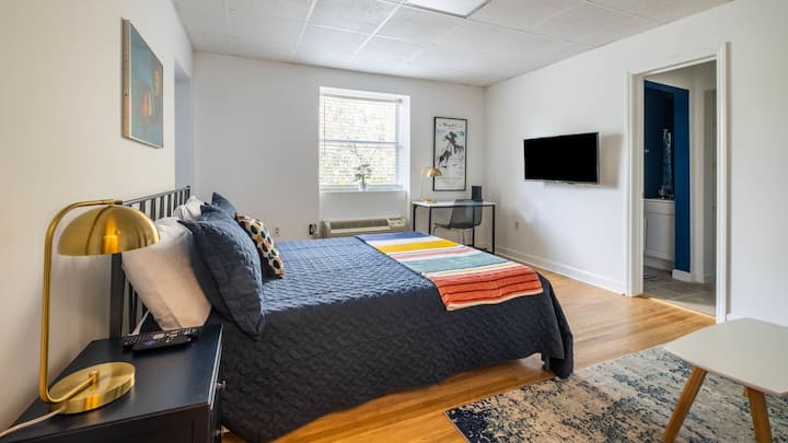 Elizabeth/midwood Near Hospital - Charlotte, NC