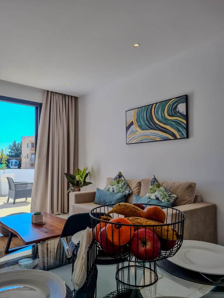 Lavi La 2b, Sea Breeze, Paphos - Paphos