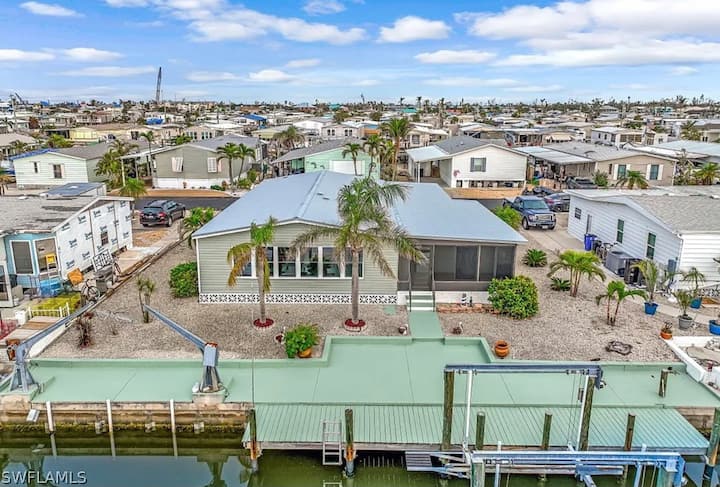 Sunset Paradise - Pine Island, FL