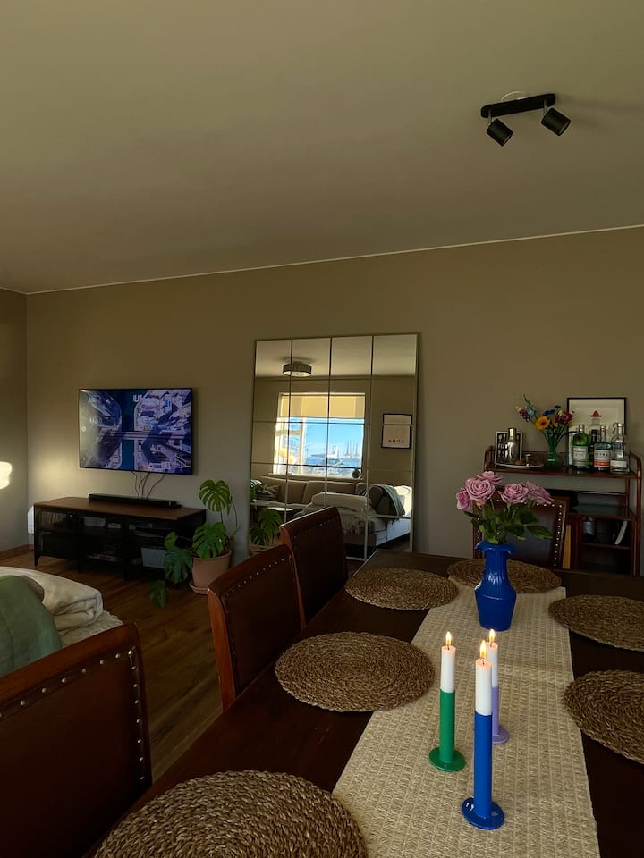 Cozy Apartment Near Downtown - 格陵蘭
