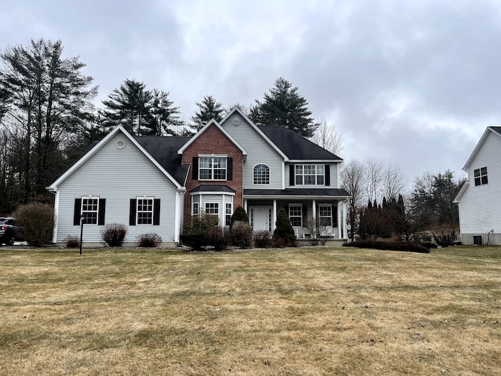 Belmont Ready Family Home With Pool Near Saratoga - Galway, NY