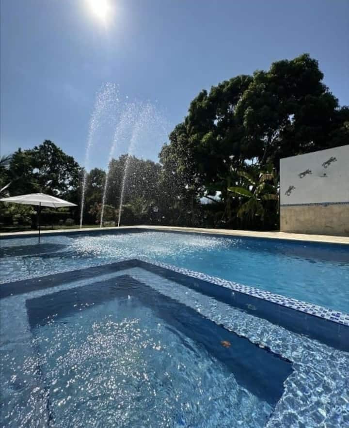 Hermosa Casa De Verano Piscina Y Jacuzzi Privado - Sopetrán