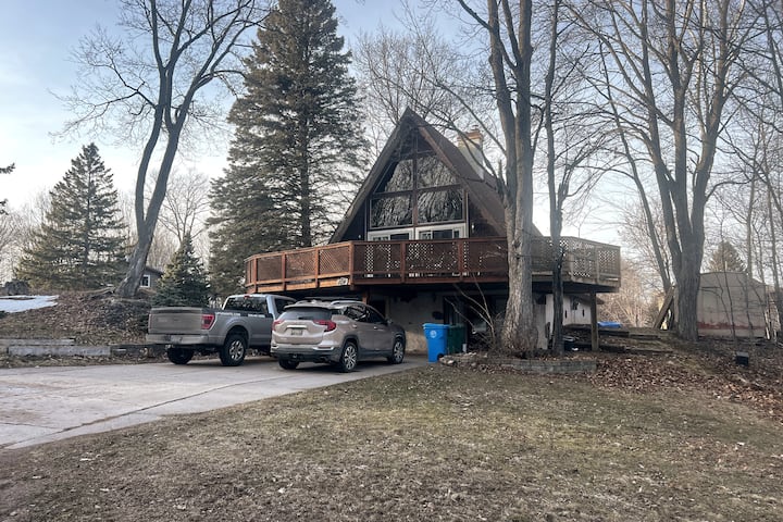 An Altruistic A-frame - Marquette, MI