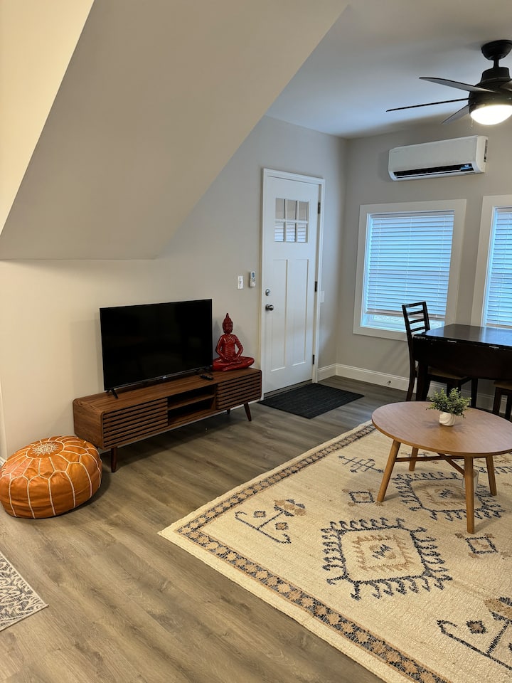 Freshly Renovated 1 Br Apartment - Pawtuckaway State Park, Nottingham