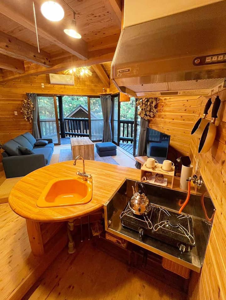 徳島 So-cal Wajiki Base(ワジキベース)景勝地の大自然を楽しむ!山と清流のコテージ - 阿南市