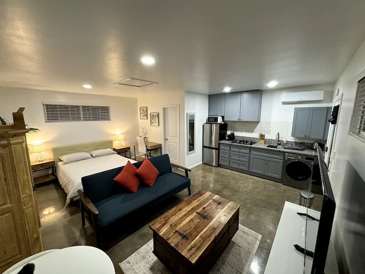 Beautiful Modern Studio In Los Angeles California - Los Angeles, CA