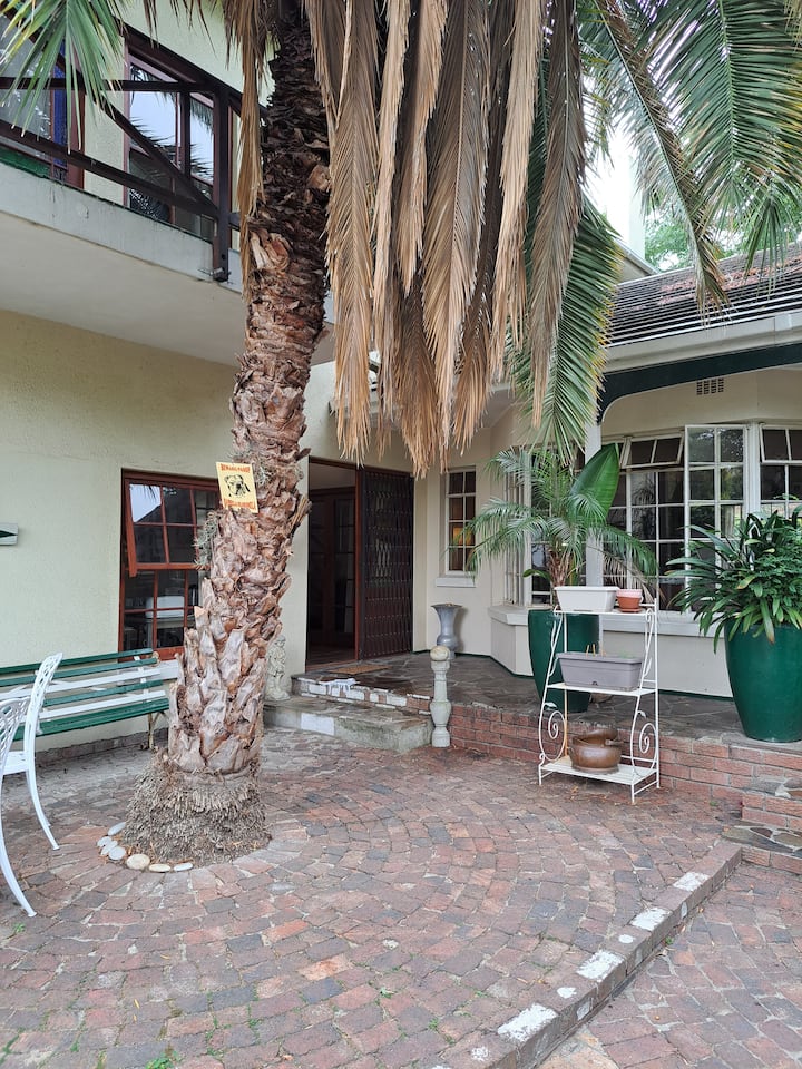 Foyer Room At Mavilla - Stellenbosch