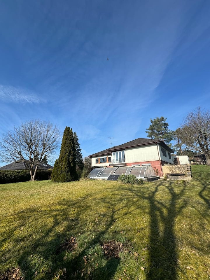Haus Mit Pool Und Panoramablick - Hirschaid