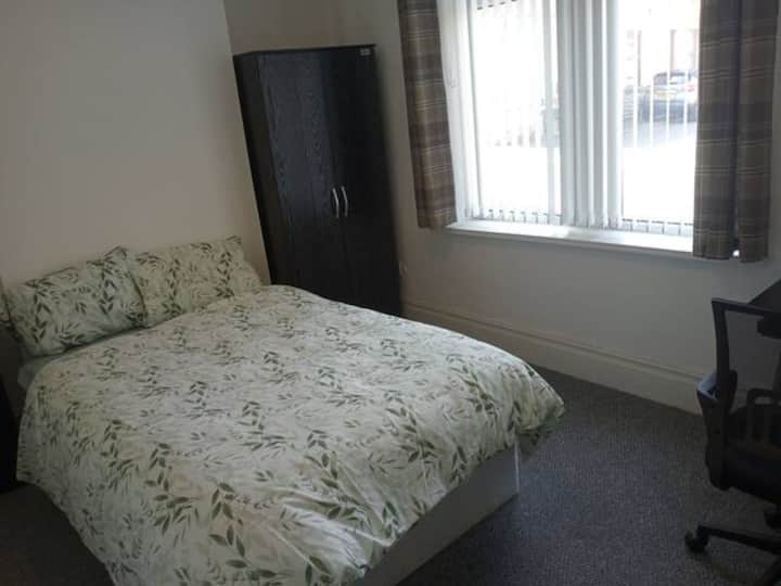 Double-bed (R1) Close To Burnley City Centre - Burnley