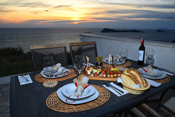 Taminize -Ap 2 Cavtat , Sea View - ツァヴタット