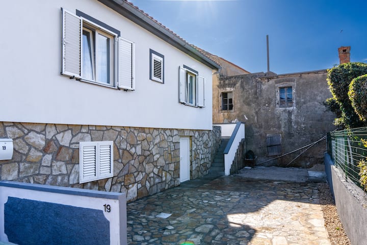 Apartment Floreani - Vir