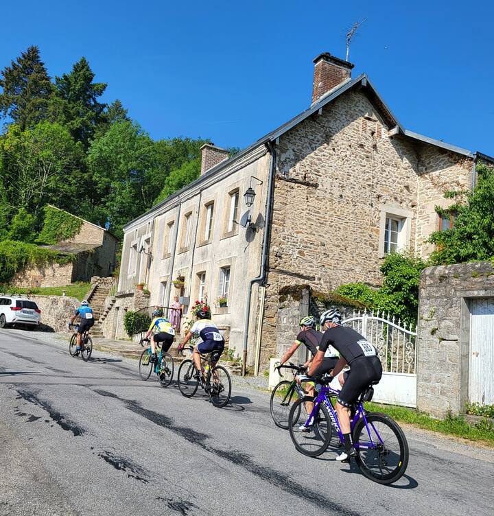 Vue Du Vallon Double With Views - Bessines-sur-Gartempe
