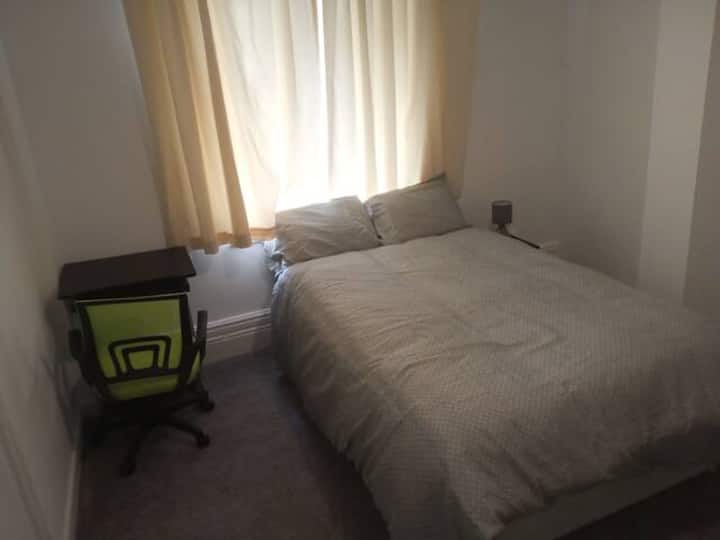 Double-bed (E1) Close To Burnley City Centre - Burnley