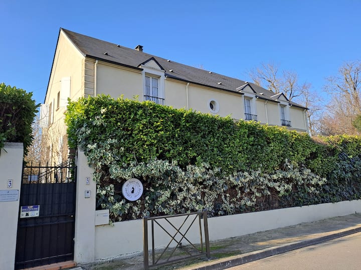 Charmant Duplex Indépendant Proche Centre Ville - Marne-la-Vallée
