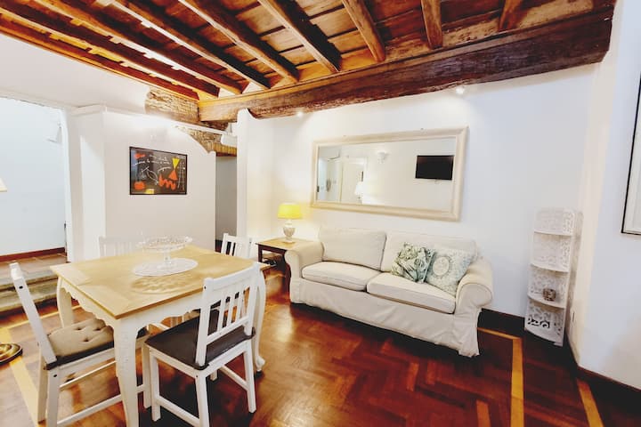 Navona Charming Romanesque Apt - Roma