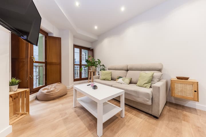 Cozy Apartment In The Heart Of Gijón - Gijón