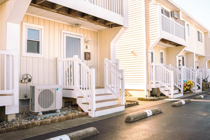 Bayside View | 3br | Pool | Deck |Waterfront - Ocean City, MD