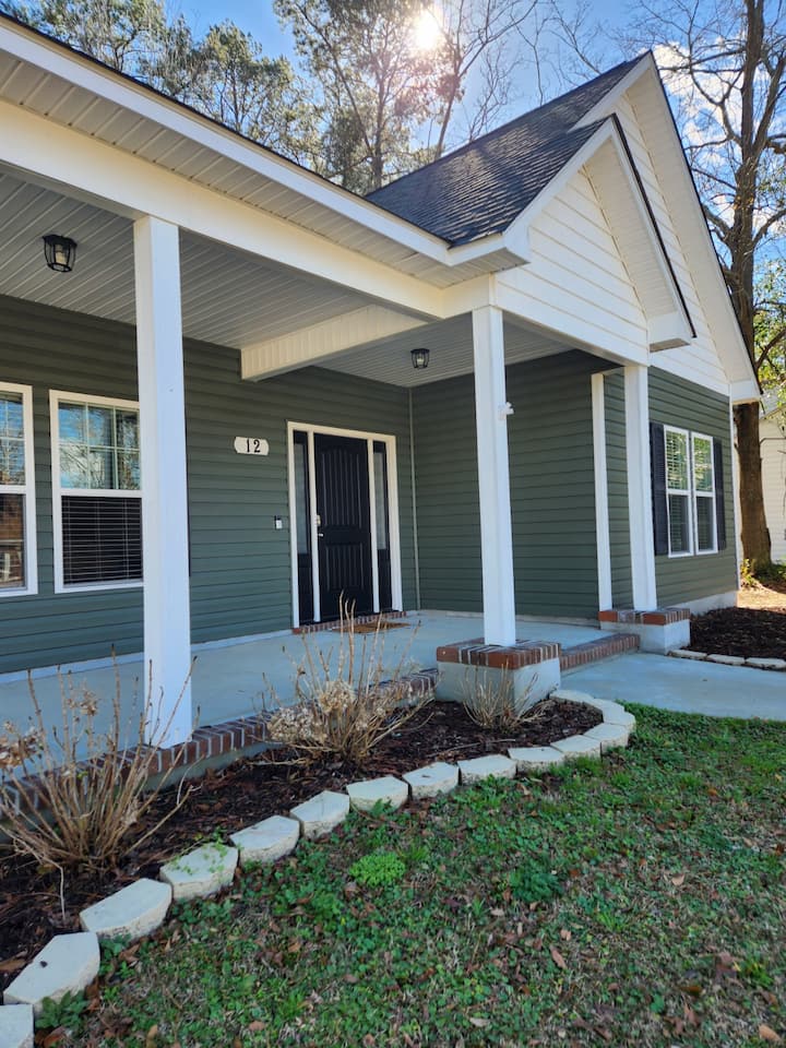 Bayside Retreat - Jacksonville, NC