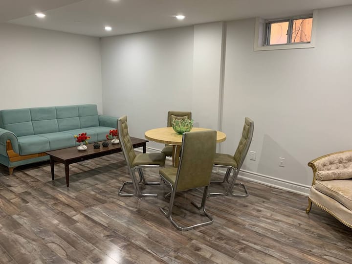 New Renovated 2 Bedroom Basement - Markham