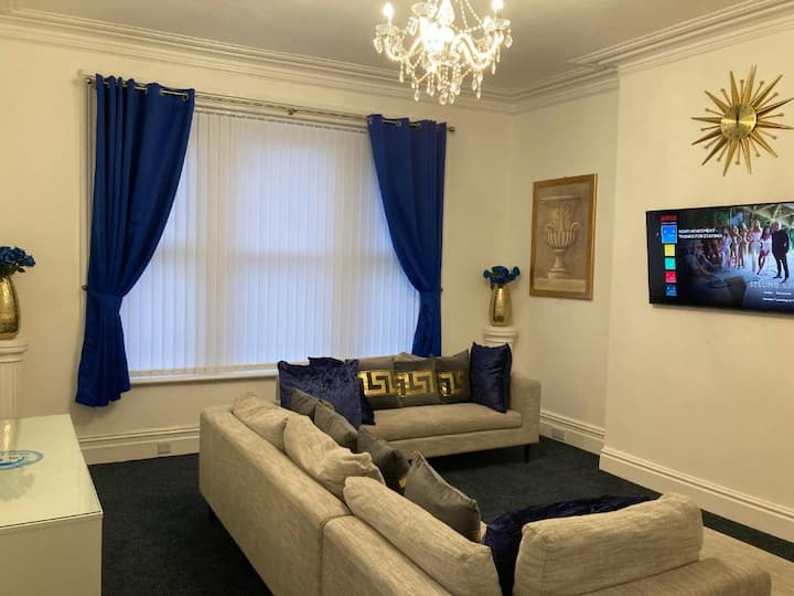 The Agapi Apartment - Sea View - Blackpool