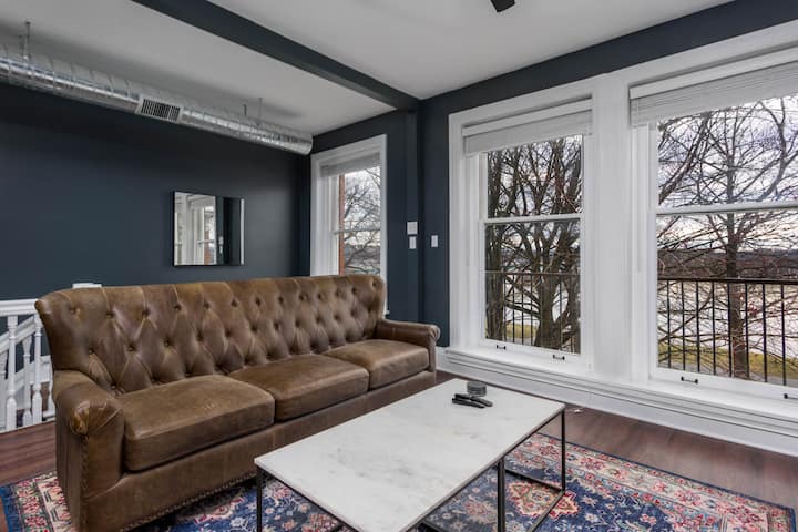 Flats On Front - Riverfront Gem, Fast Wi-fi, 3f - Harrisburg, PA