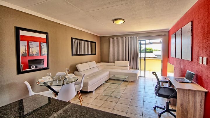 Beautiful 2 Bed Apartment In Northriding - Randburg