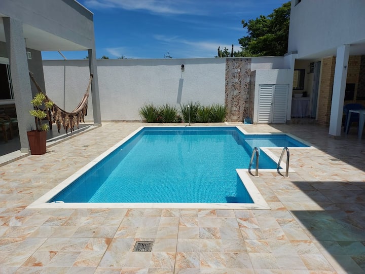 Casa Com Piscina. - Cabo Frio