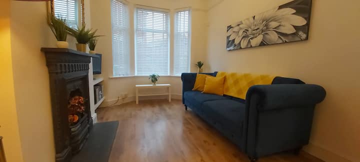 Self-contained Edwardian 2 Bedroom House. - Wirral