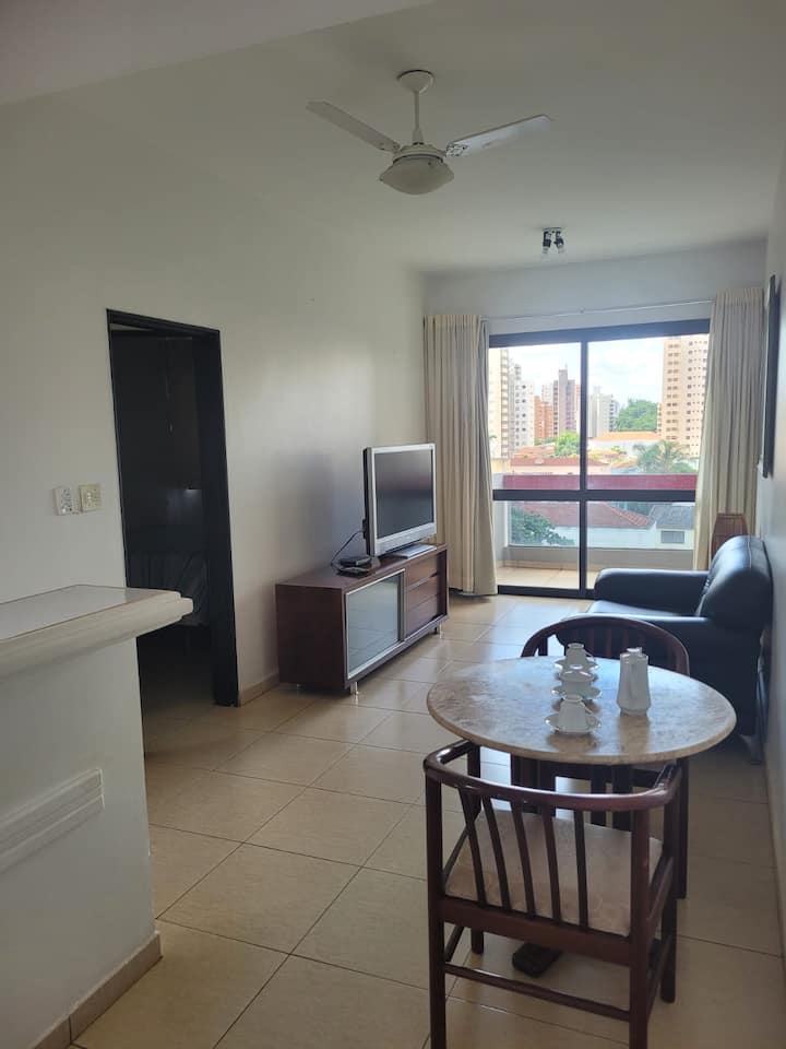 Excelente Ap Reformado Central Ar Quarto 2 Tv Pisc - Ribeirão Preto